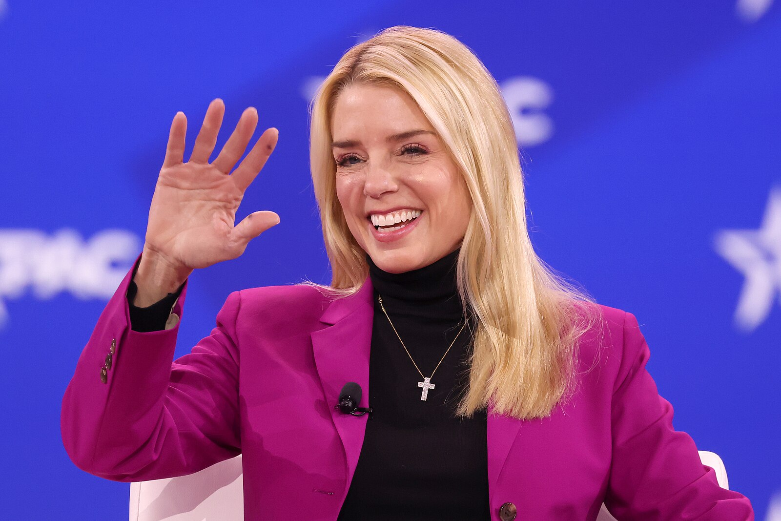 Pam Bondi Declares Cartel Boss El Mayo Will ‘Die in a U.S. Federal ...